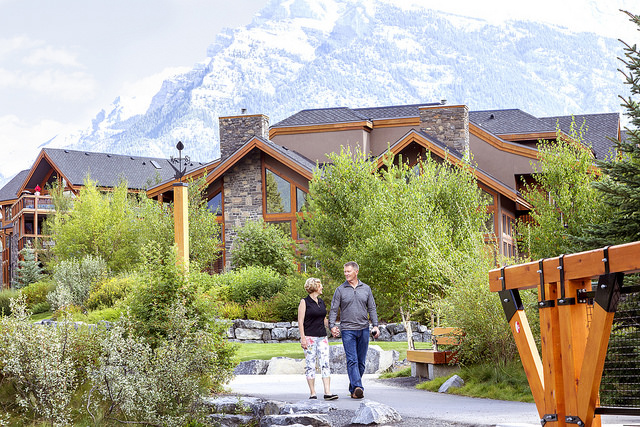 Grey Wolf Lodge 117 - Walk Out From Your Terrace