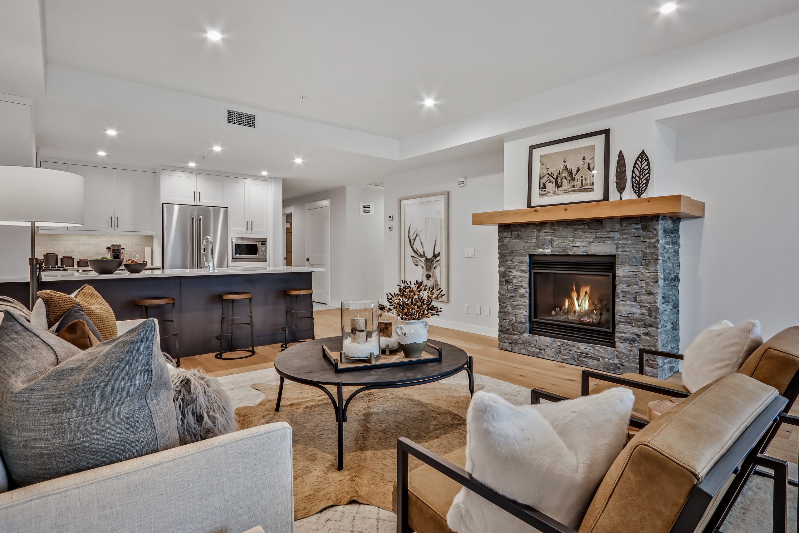 Luxury Primary Condo - 202 Mountain Lynx Lodge & Chalets